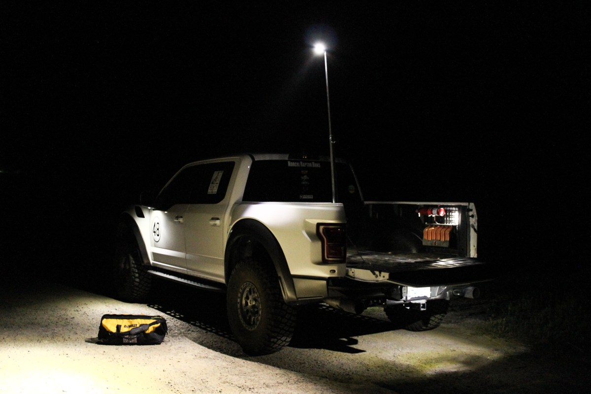 T&L Raceworks Telescoping Scene Light – NorCal & SoCal Raptor Runs